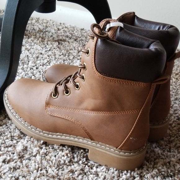 Forever 21 | Shoes | Tan Mid Work Boot | Poshmark